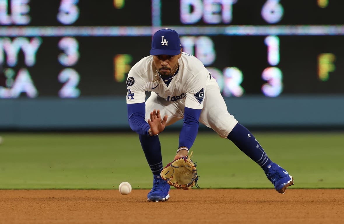 Dodgers Make Critical Shortstop Announcement At Winter Meetings - LAFB ...