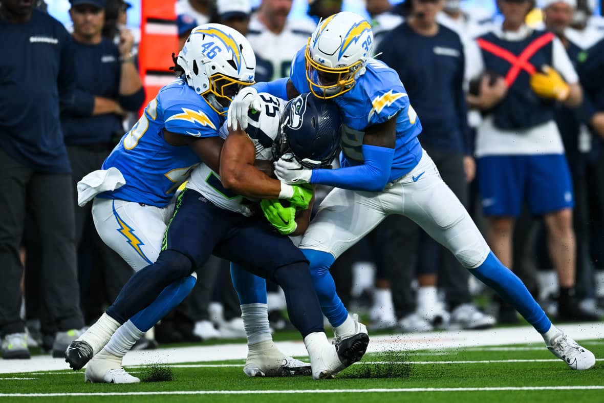 Chargers Defense Shines In Highest Pressure Situations In Preseason ...