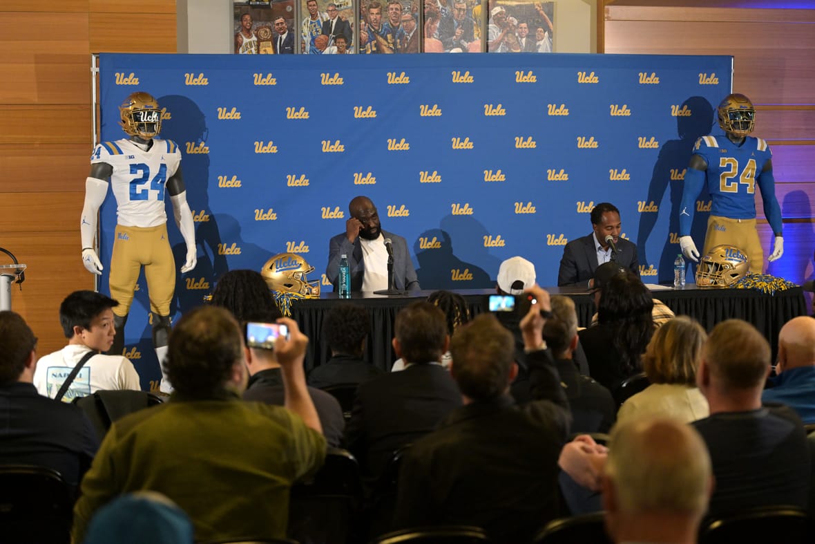 UCLA Football Pursuing Butler Benton From Notre Dame As Potential New ...
