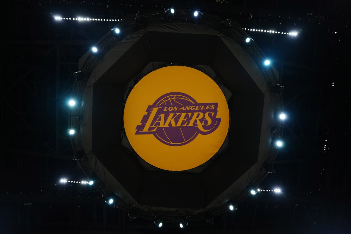 Los Angeles Lakers Insider Names 6 Trade Targets Linked In NBA Rumors ...