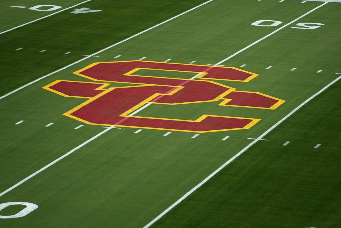 USC Trojans Looking To Poach 4-Star EDGE From SEC Country After Latest ...